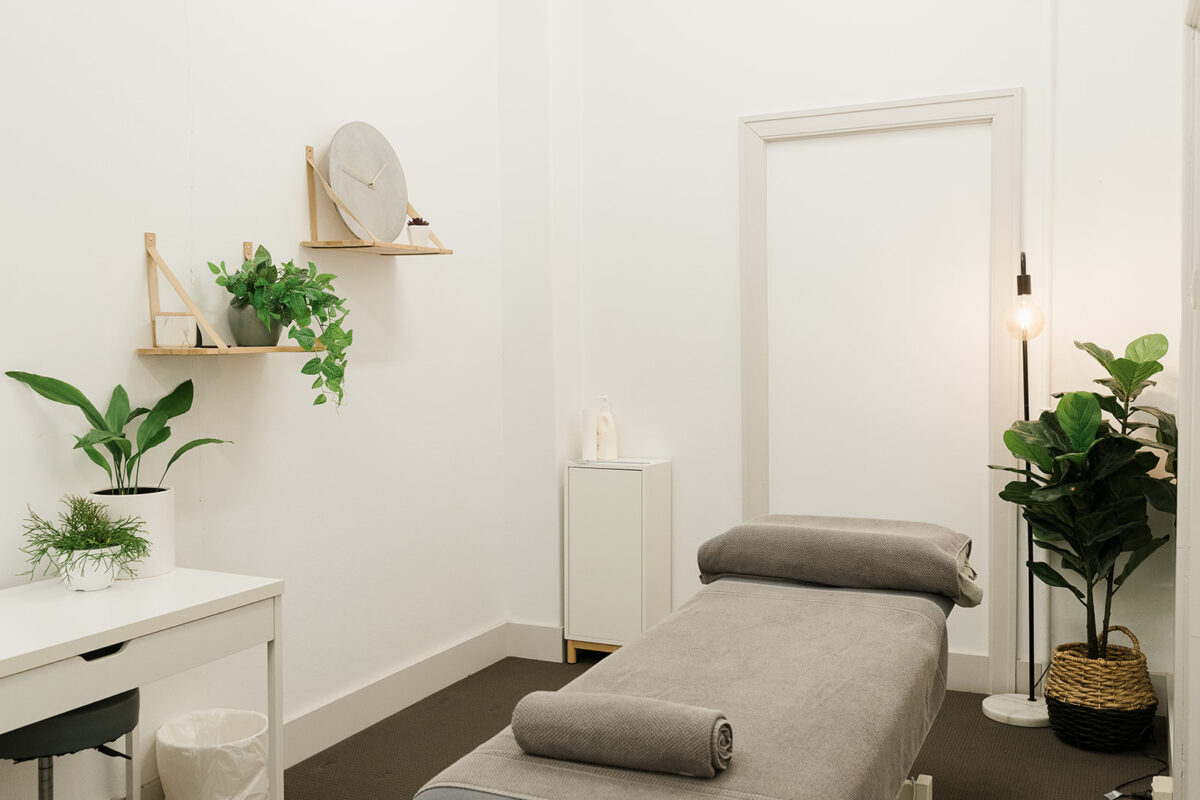 Emma Lyon - Physiotherapist | Fit and Flow Physiotherapy